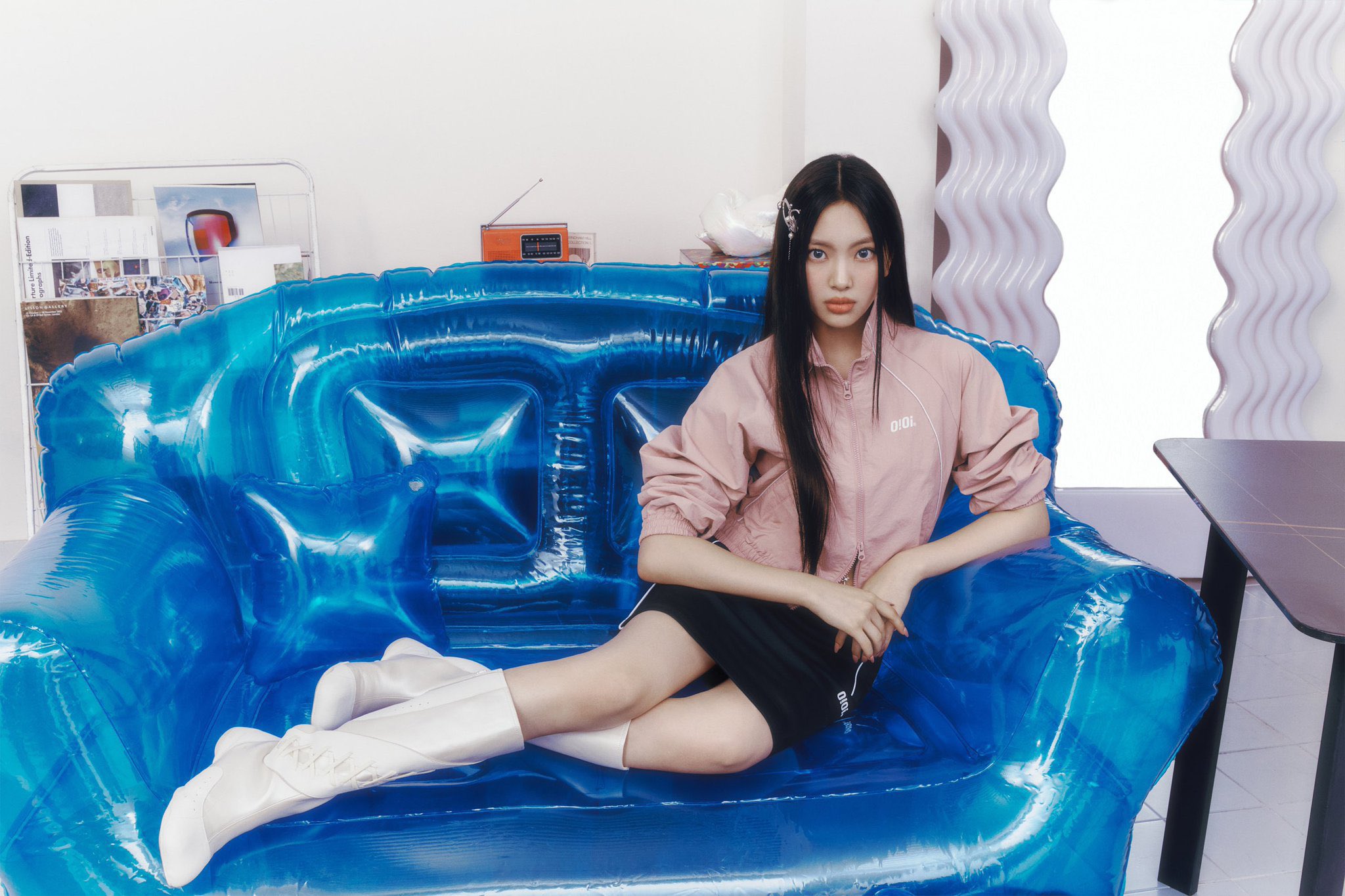 newtannies ⁷𓃺 slow on Twitter: "HYEIN x OiOi #NewJeans #뉴진스 #HYEIN https://t.co/ZWMrYpM9Z6 ...