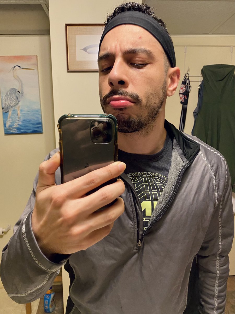 José On Twitter Gym Fit With My Workout Buddy Hes On My Forehead Thank Goodness Im Face