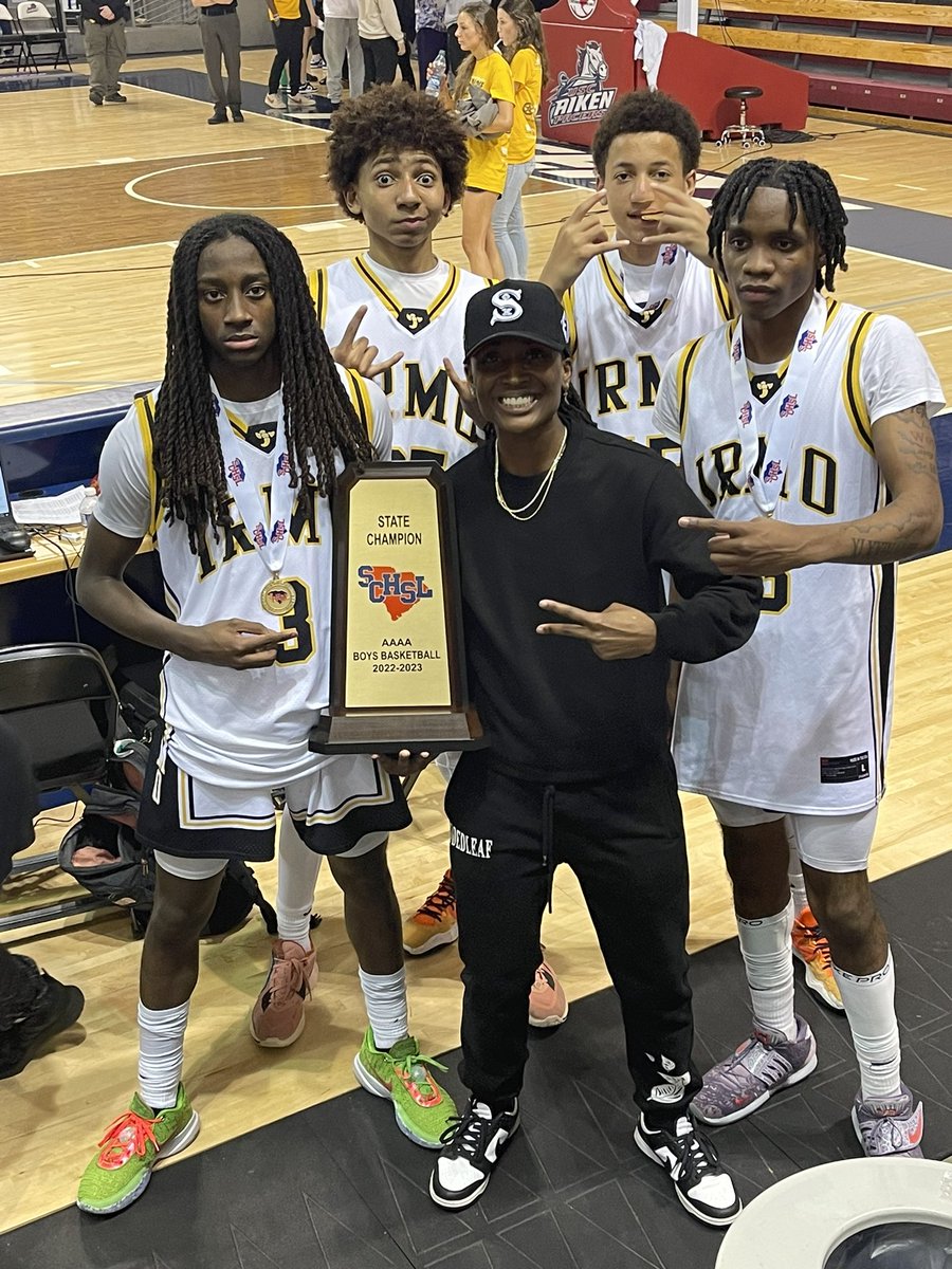 Khadijah Sessions on Twitter: "🥹🥹🫶🏾💯💛🏆 Look at my Babies they did it !! State Champs"