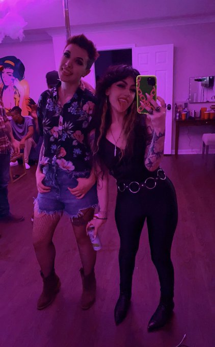 TW Pornstars - Toast. Pictures and videos from Twitter. Page 3