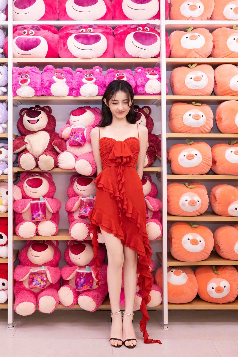 身边女神 On Twitter 看着四个妈妈把我的小鸡巴都撸废了 迪丽热巴 Dilraba 关晓彤 于文文 张子枫