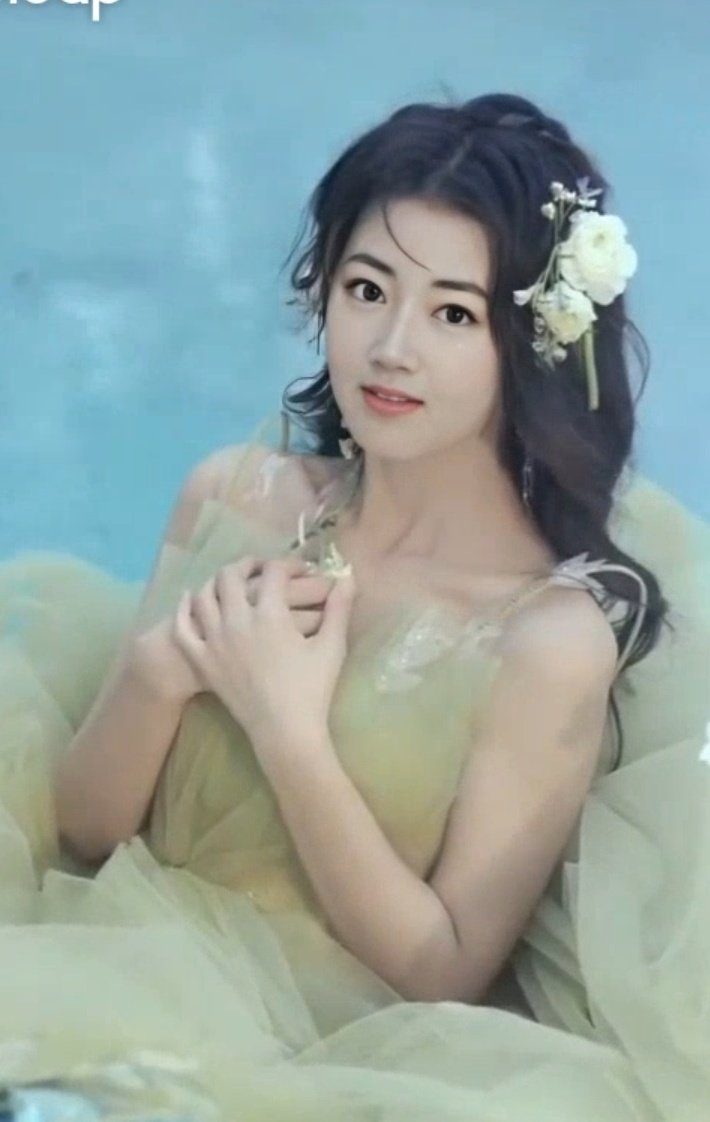 🦋 𝖀-𝔍𝖎𝖓 🦋💕 @cdeunyoung