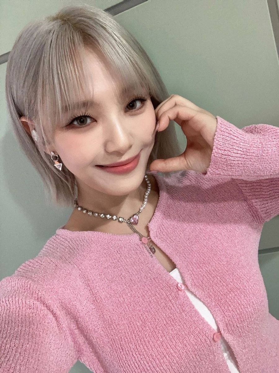 𝐊µrᥲ⁷ assumiu de uma vez por todas a Harami on Twitter: "RT @billliepic: 🌝 💭"