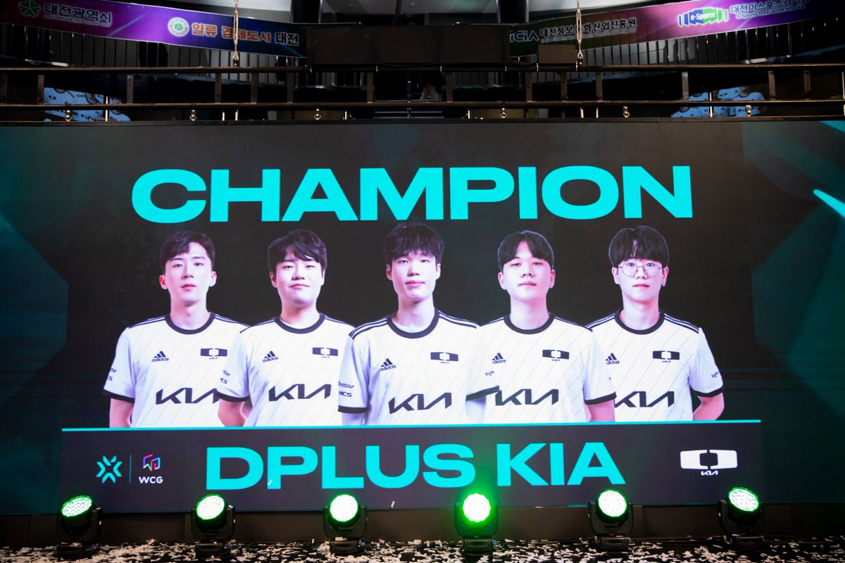 Dplus KIA_Esports on Twitter: "[#VALORANT] 🏆 We are the Champions 🏆 아직도 여운이 가시질 않는 그날의 Dplus KIA ...