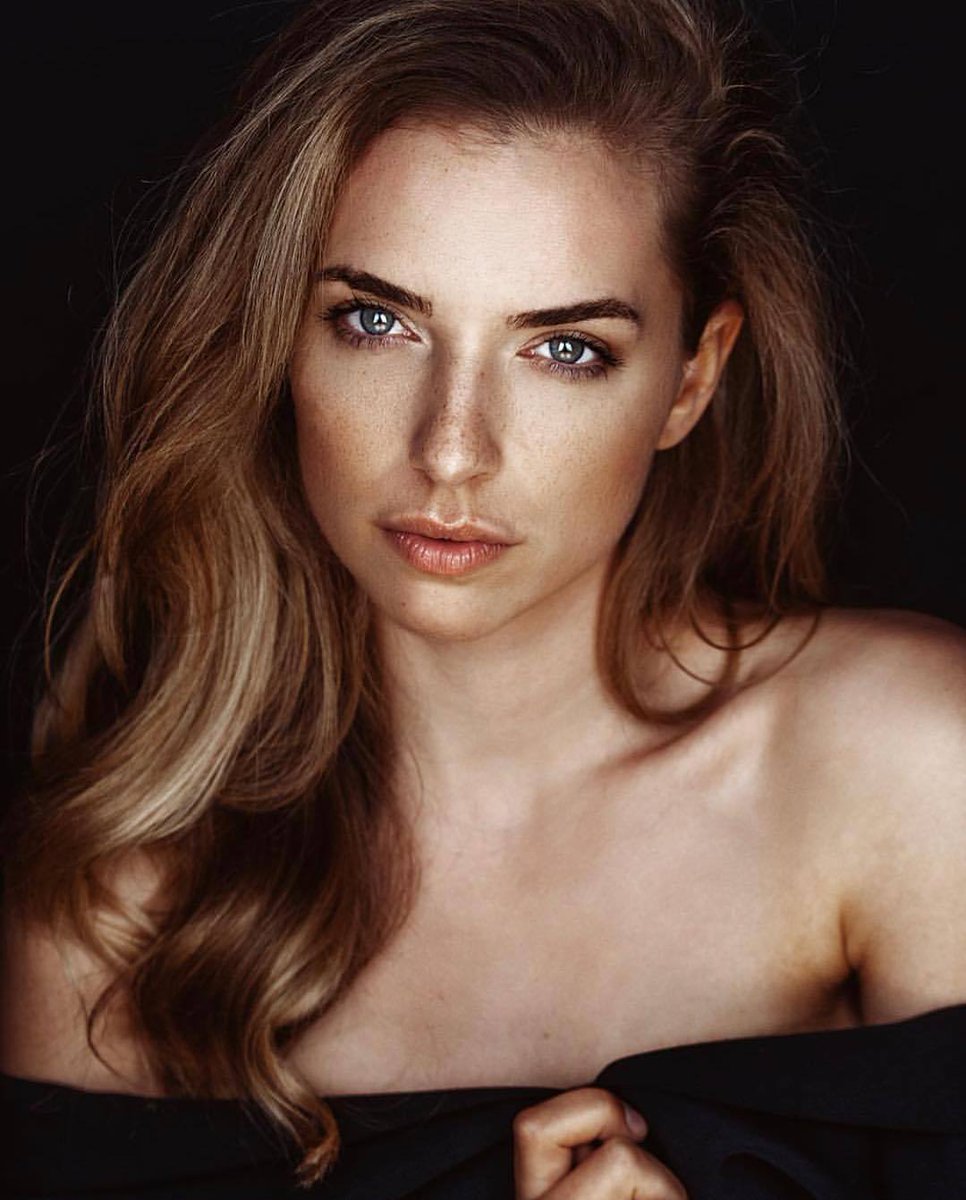 Just one look... Arnie Z @arnold_ziffell