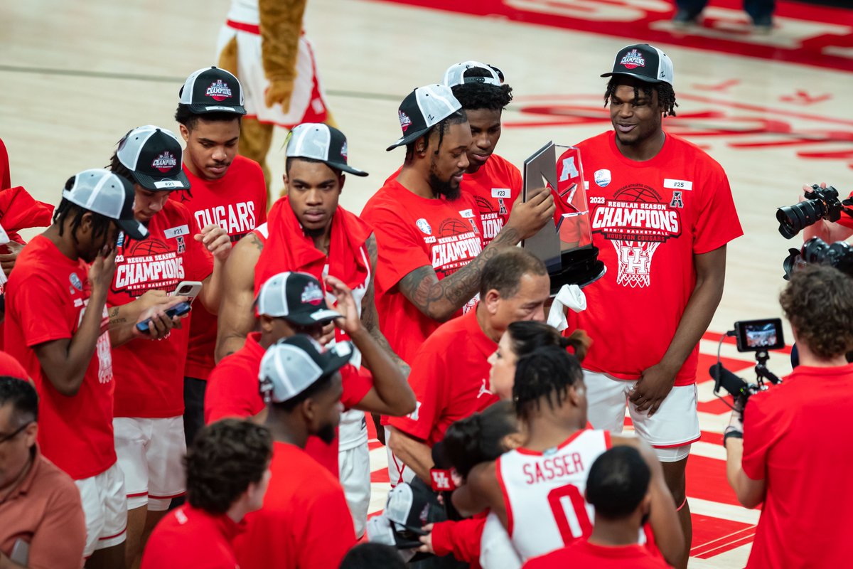 Shasta & Sasha on Twitter: "RT @UHCougars: Back-2-Back 🏆 #GoCoogs x @UHCougarMBK"