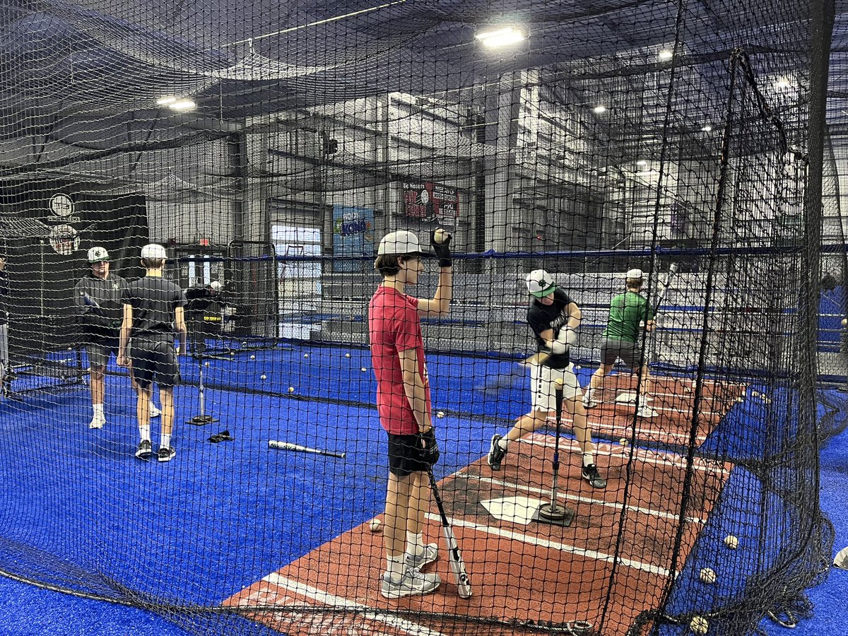 T3 Performance on Twitter: "High School ⚾️ on The Blue Turf @baseball_avon @ECHSAthletics Let’s ...