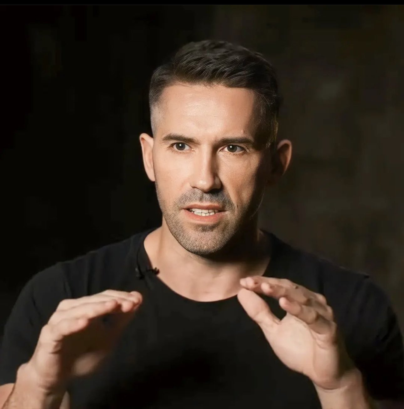 Scott Adkins