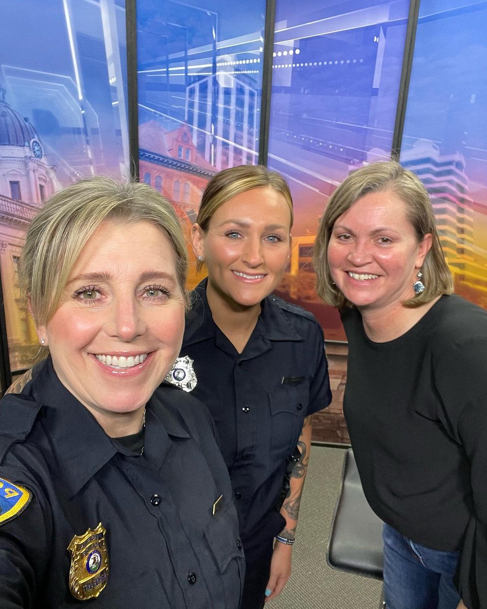 Peoria Police Sgt. Amy Dotson and Ofc. Krista Cunningham appeared on a ...