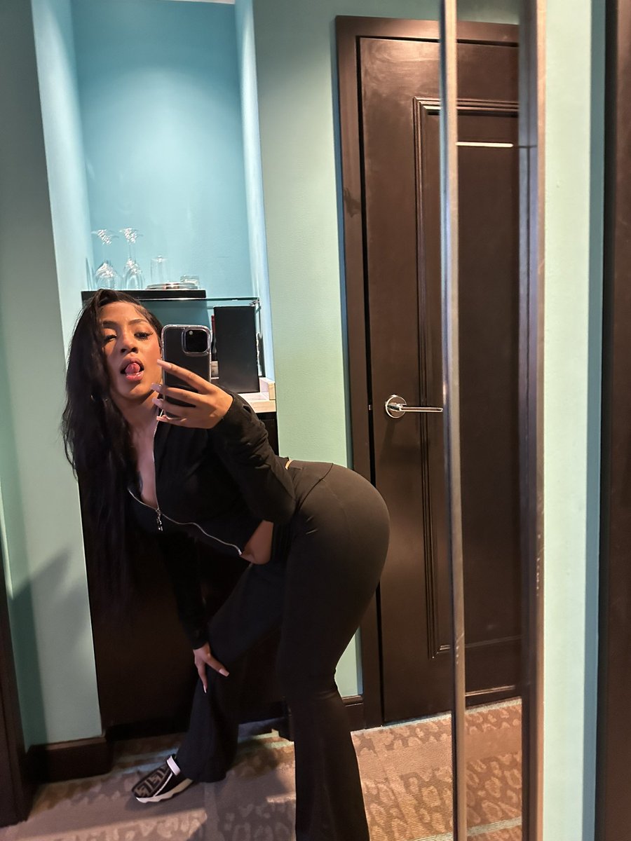 BIG HEFE on Twitter: "Fck be fck me fck me fck me"