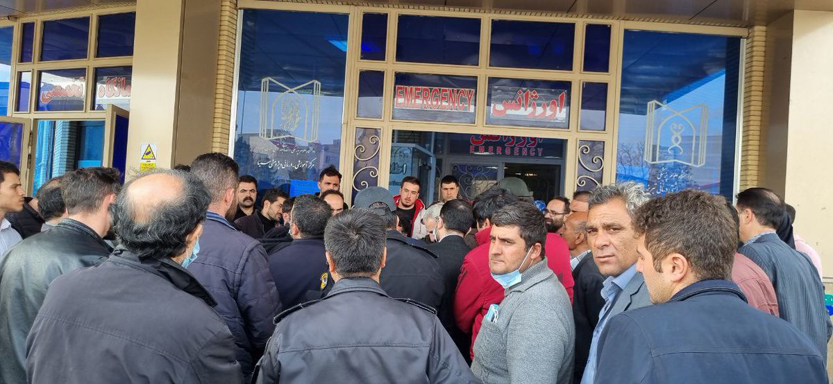 Peyman Sabzchi On Twitter 🔴 تجمع اولیای دانشآموزان مسمومشده در