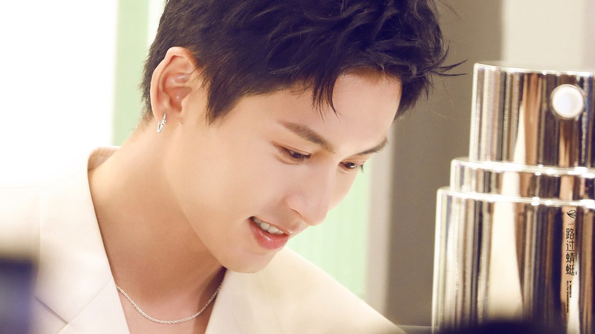 Jar l💙v🌜Zzh 💪 JerSafe Zhang & zzh's on Twitter: "งดงามไร้คำบรรยาย😘😍💙💯"