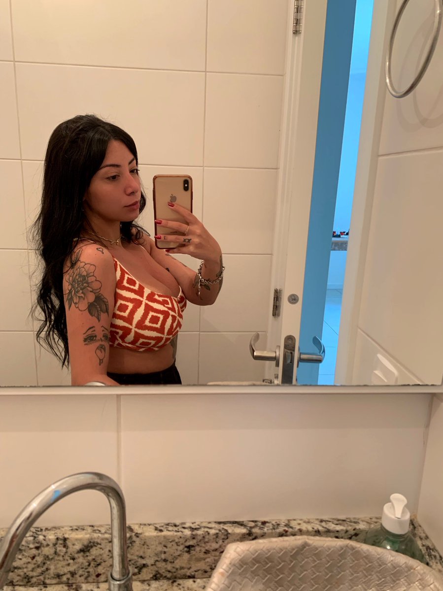 Gabriella Antunes on Twitter: "💕🤏🏼"