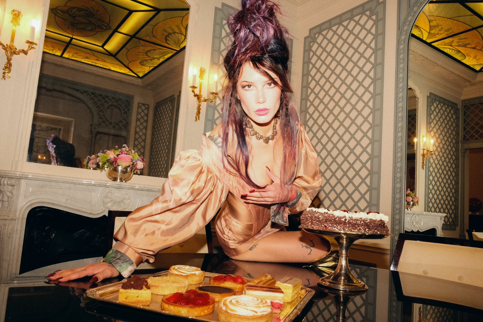 h on Twitter: "viva la viv. stunning show thank you @FollowWestwood love you so much 🌹 https://t ...