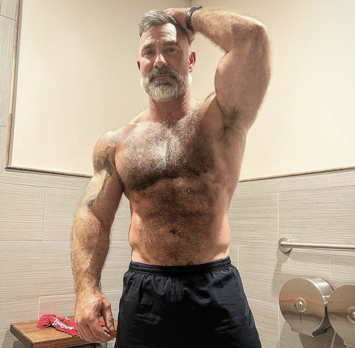 MuscleJacking on Twitter: "Hairy muscle daddy, Nathan"