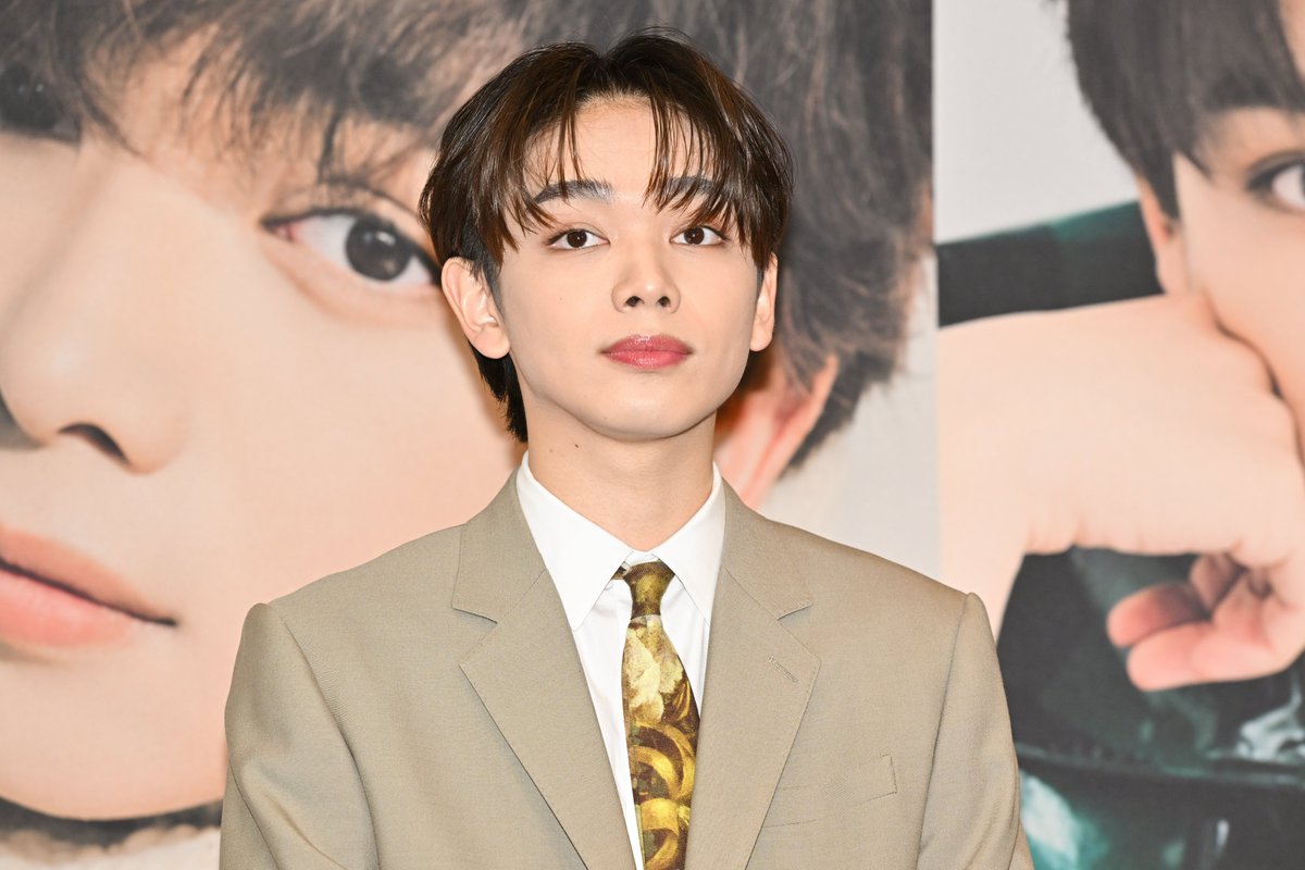 ENCOUNT on Twitter: "📸イベント写真📸 #宮世琉弥 さんが「宮世琉弥カレンダー2023.4-2024.3」の発売記念イベント」に登場しました イベント前の取材では「過去1 ...