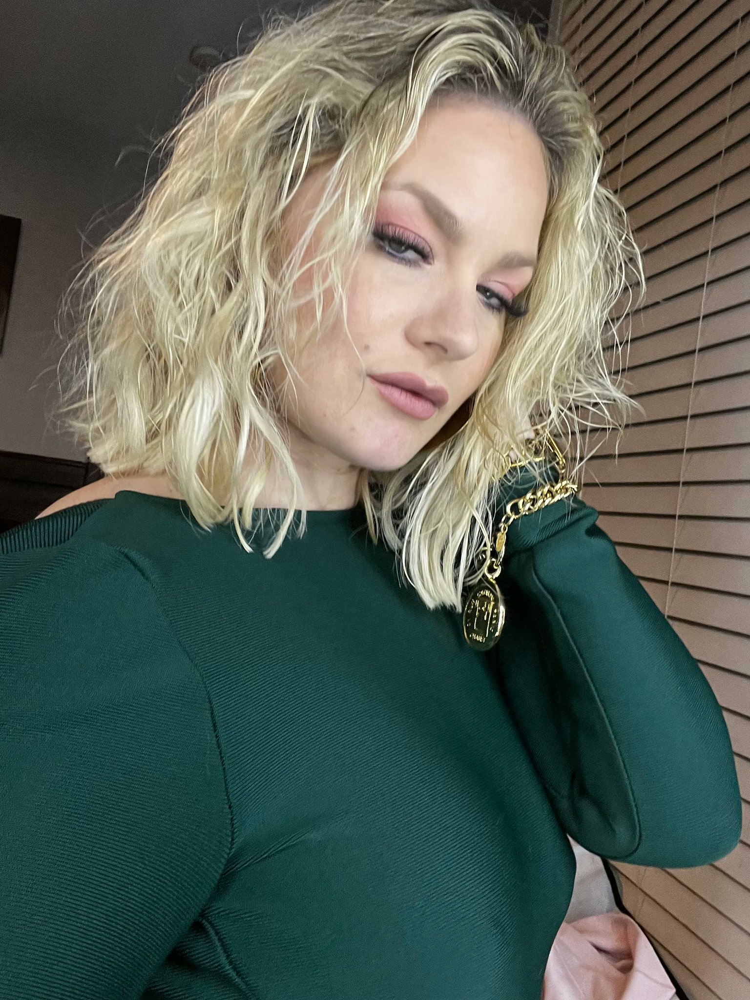 Tw Pornstars Lisey Sweet She Her Twitter Selfie Saturday 9 42