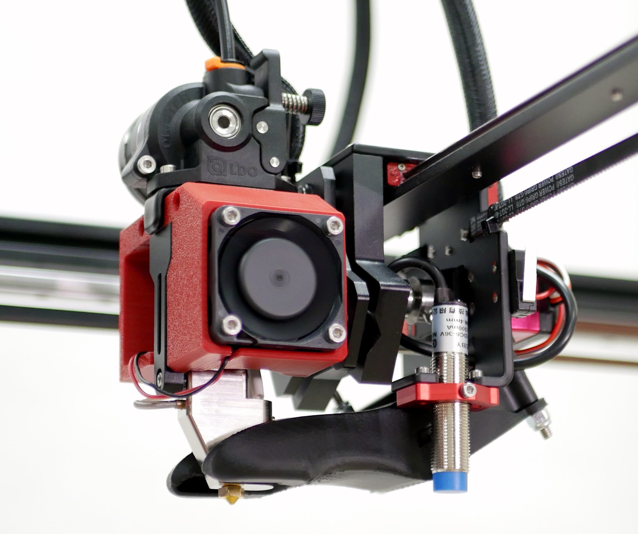 Makertech 3D on Twitter: "Here is the Proforge 4’s hotend mounted onto the carriage with the ...