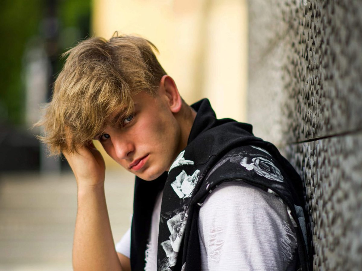 BelAmi on Twitter: "RT @f4feuropeguys: Attractive CALLUM DEAN is online right now, here: https ...