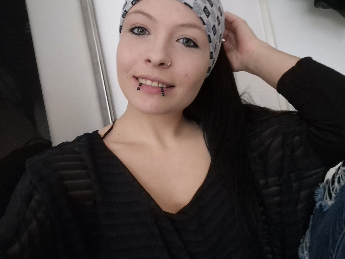 Vika Models on Twitter: "Wenn dich dein Leben nervt, streu Glitzer drauf! https://tinyurl.com ...