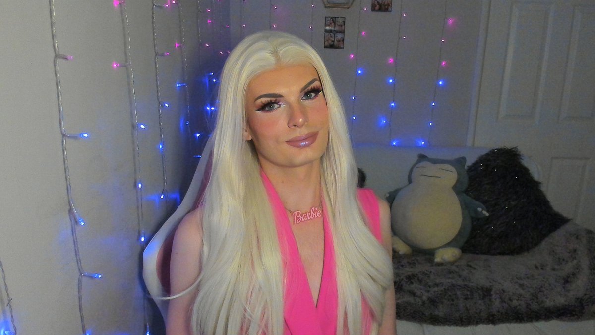 Varnilla On Twitter Live And Living My Full Bimbo Barbie Fantasy
