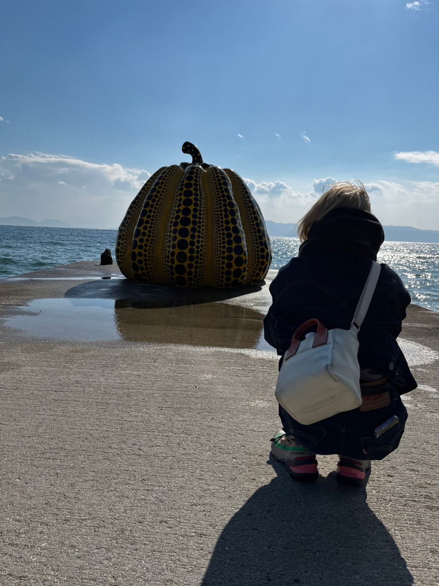 GINZA on Twitter: "〈チャーミング・バスターズ・クラブ〉の2月をSNAP！ 乙部さんは、念願の直島旅行へ行ってきたみたい ️ https://ginzamag.com ...