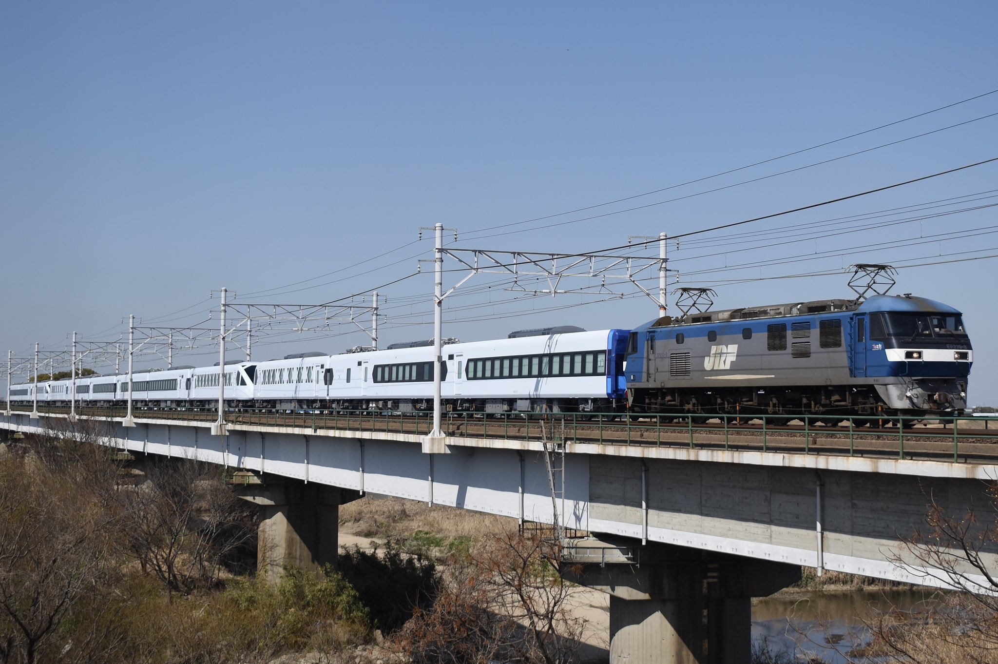 さばこん 🐧🎸 on Twitter: "8862レ 東武鉄道 N100系「スペーシアX」甲種輸送 EF210-8+N101F+N102F 西岡崎〜岡崎 (矢作川橋梁) 噂の東武の新型特急車 ...