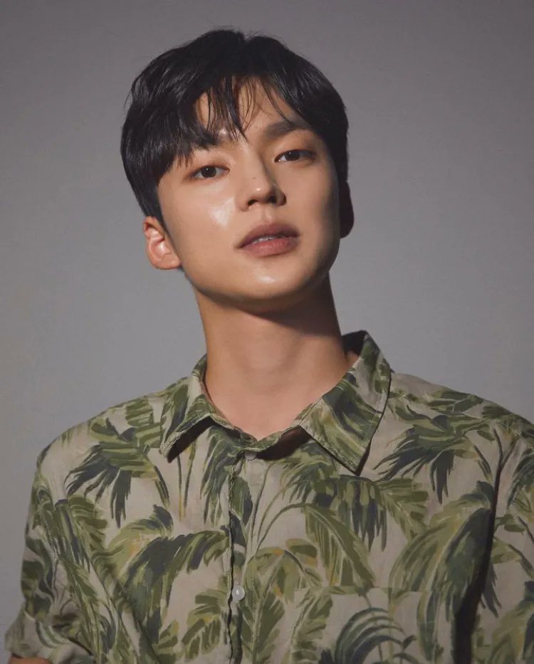 𝐁𝐋 𝐏𝐈𝐂𝐒 🌈 on Twitter: "— Han Hyeonjun #한현준 #HanHyunJun #HanHyeonJun"