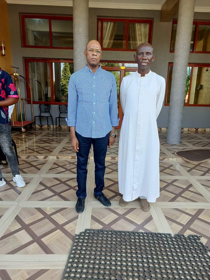 Tshikuya Kayembe on Twitter: "Quel plaisir cher monsieur l'abbé Blaise d'être venu bénir les ...