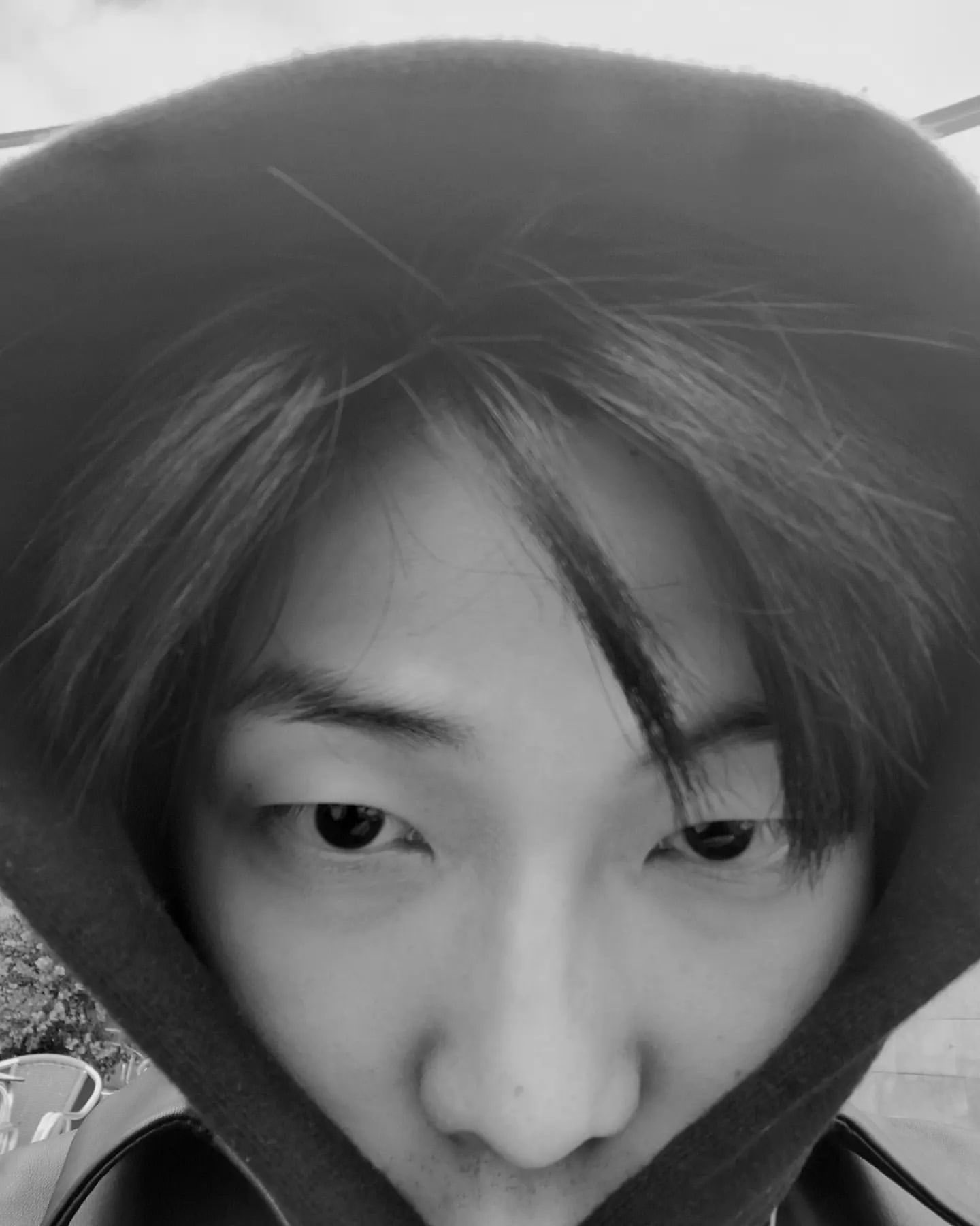 BTS Charts & Translations on Twitter: "RM on Instagram cortado https://t.co/361KLAIATk https://t ...