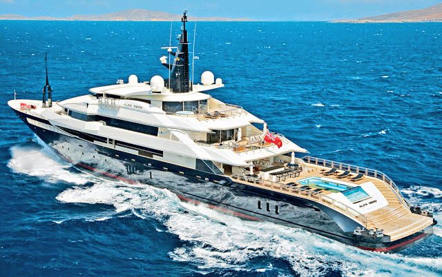 KT "Special NAFO sponsored CIA Operation" on Twitter: "This Abandoned 267-Foot Superyacht Has ...