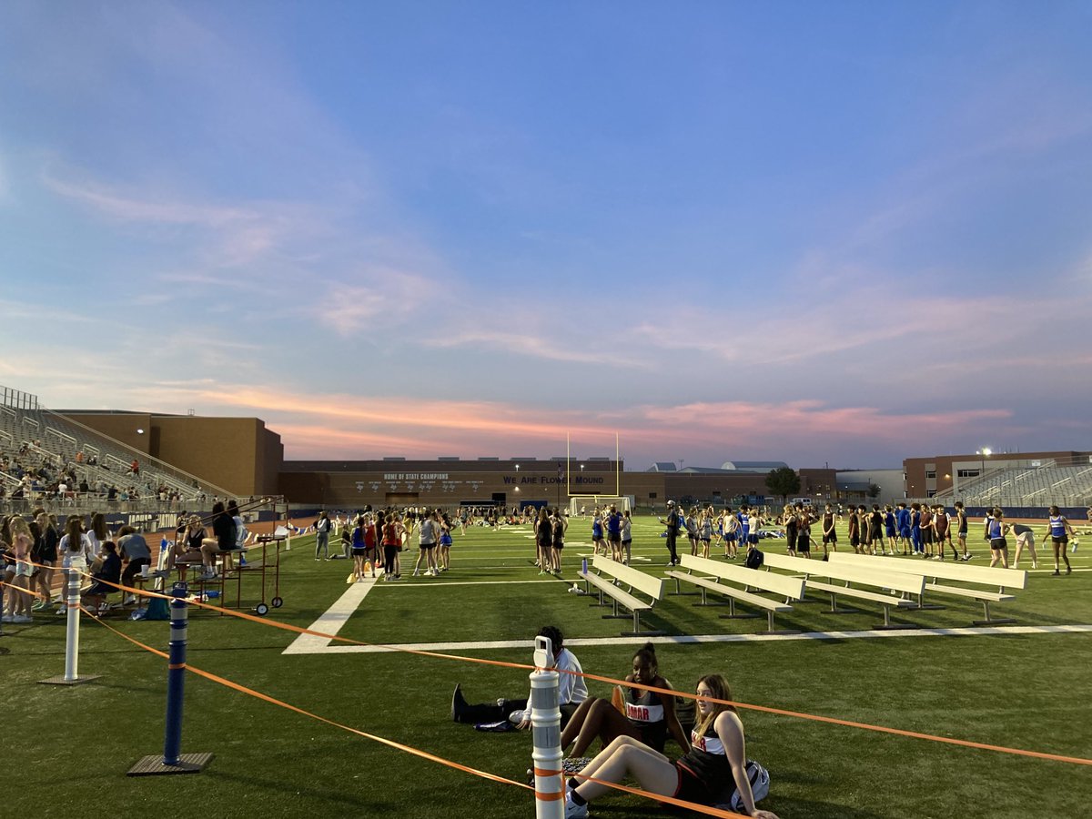 Flower Mound Running On Twitter Perfect Night For Middle School Track flower-mound-running-on-twitter-perfect-night-for-middle-school-track