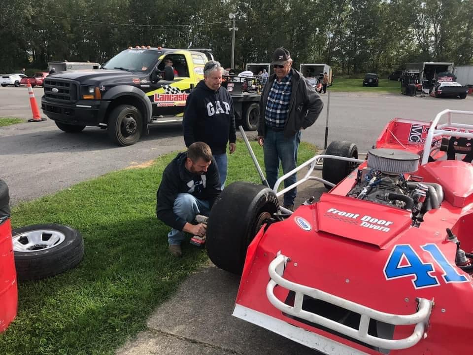 From left to right - Alex Hoag, Jim Paternoster, and Dean Hoag readying ...