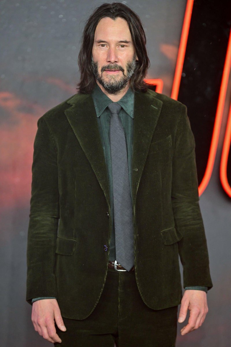 best of keanu on Twitter: "keanu reeves at the premieres of john wick (2014, 2017, 2019, 2023)"