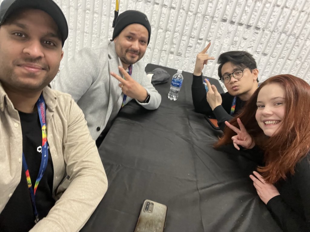 Cat McGee | catmcgee.eth/lens | 🇮🇪🇺🇦 on Twitter: "Peace out Denver ️ @razacodes @codingwithmanny ...