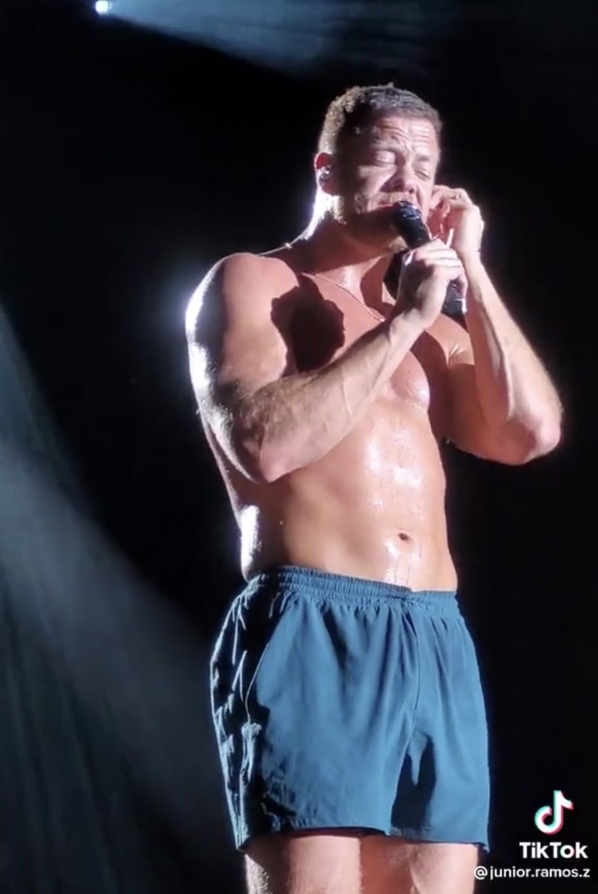 Dan Reynolds Shirtless