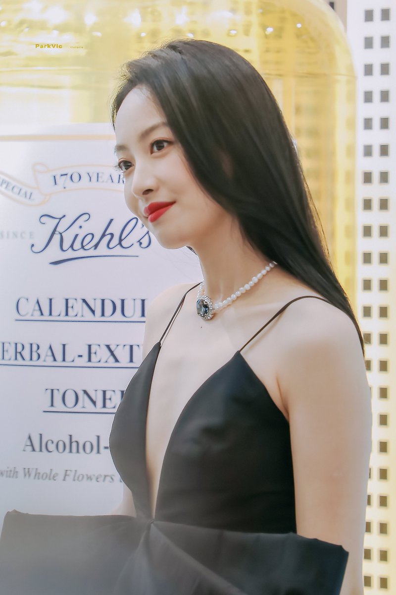 MeU_fx 👑🍀 on Twitter: "RT @ParkVic22: 210513 上海·科颜氏活动 HQ😊 #宋茜 #VictoriaSong #SongQian #빅토리아"