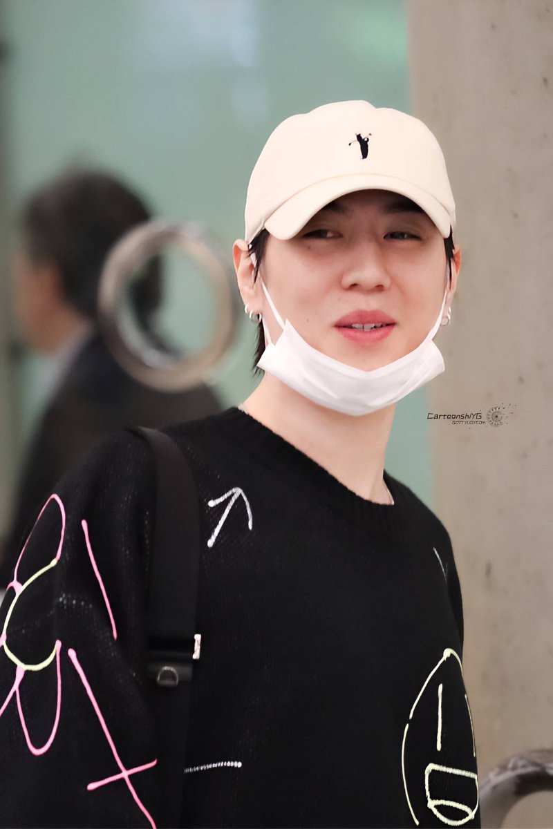 Nan_JB🌴YG🌼 GOT7 on Twitter: "บีบแก้มคยอม ไม่ได้มีเสียงปี๊ปๆนะ แต่มีเสียงว่า " รัก รัก รัก" 😚💋💋 ️ ...