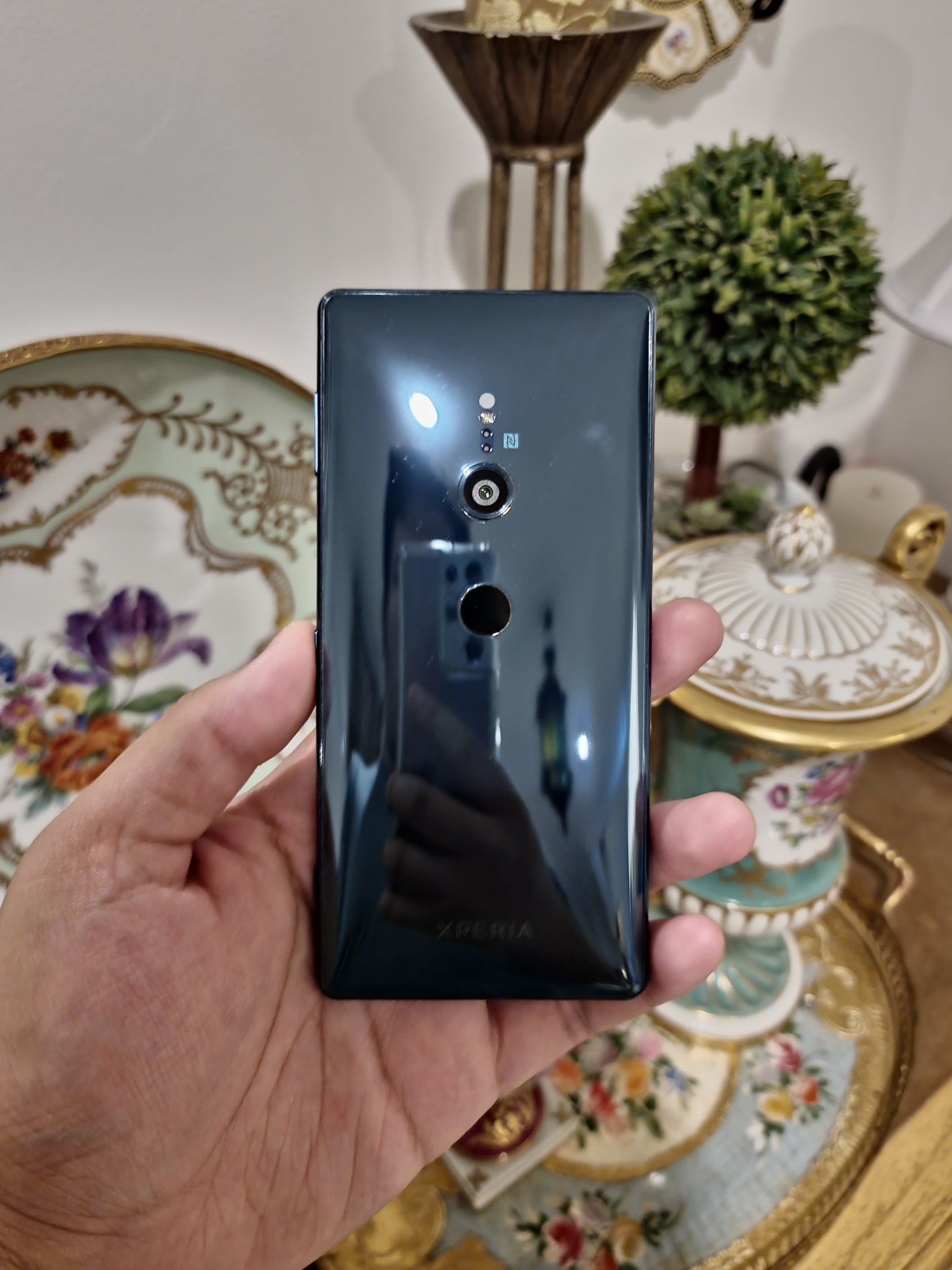 Alvin on Twitter: "My Xperia XZ2 aged much better than the Galaxy S9. It is surprising how a ...