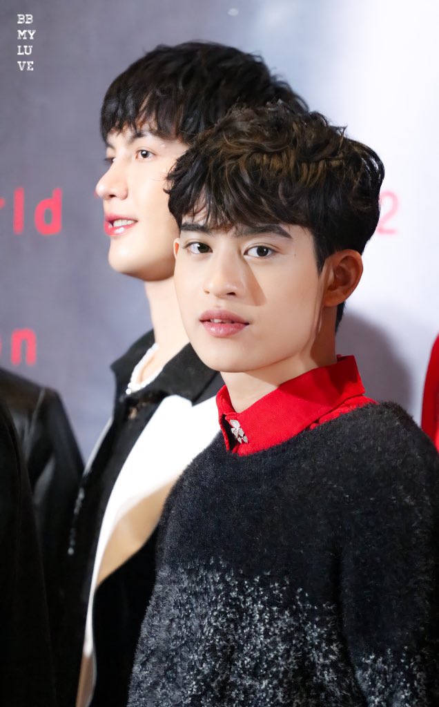 ฟองแก๊สตัวเเม่🖤💙ชาวบ้านบางระจันอยู่คลังปืนใหญ่! on Twitter: "RT @MYCODE_tin: 2รูปนี้ห่างกันไม่ ...