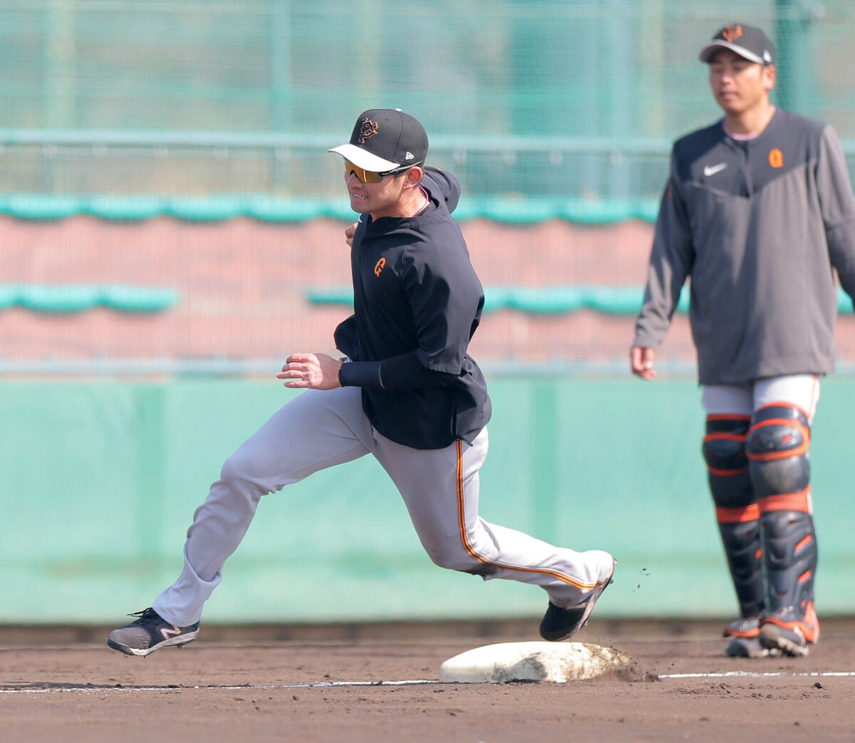 スポーツ報知 巨人取材班 on Twitter: "ドラフト2位・萩尾匡也が「6番・中堅」で先発出場…春季教育リーグロッテ戦スタメン発表 https://hochi.news/articles ...