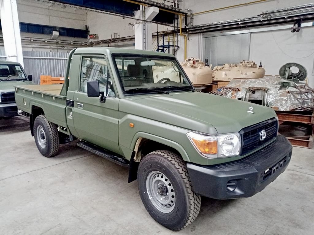 Dárek pro Putina on Twitter: "Výroba patnácti protiletadlových dvojčat Viktor na které jste ...