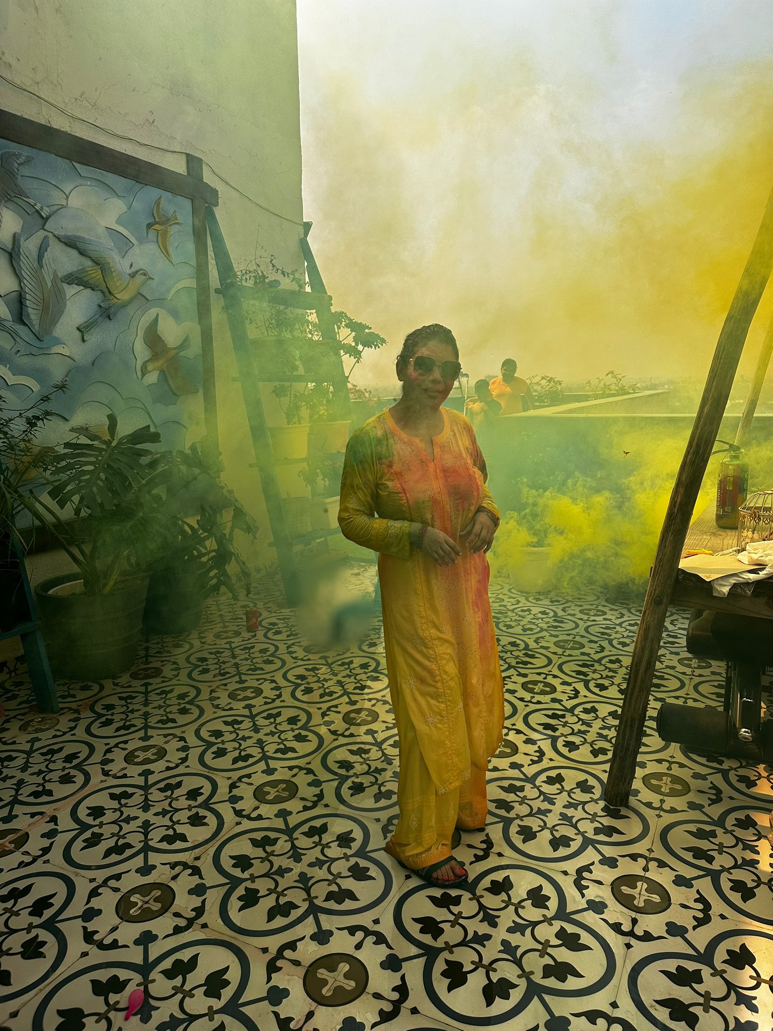 Rohini Singh on Twitter: "जीवन में यह खूबसूरत रंग बना रहे, आपका और हमारा संग बना रहे। #HappyHoli ...