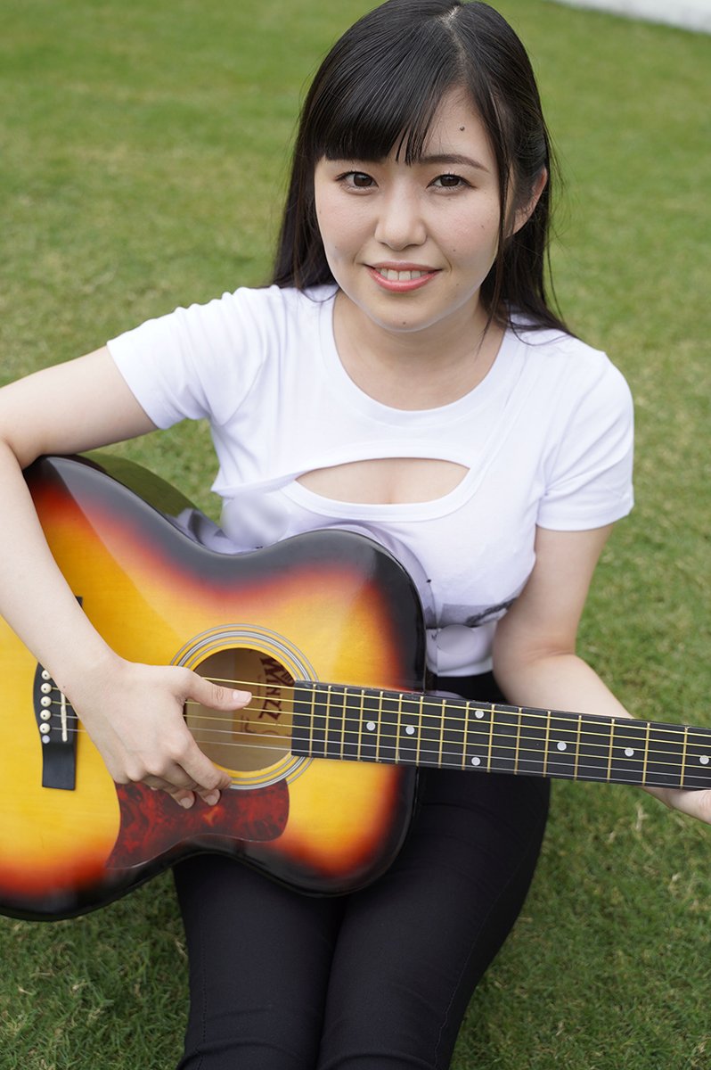 菊池まや(@kikuchi_maya)さん 衣装セット＆サイン入りチェキを出品中！ https://t.co/6vjY8RD1hM キャロット ...