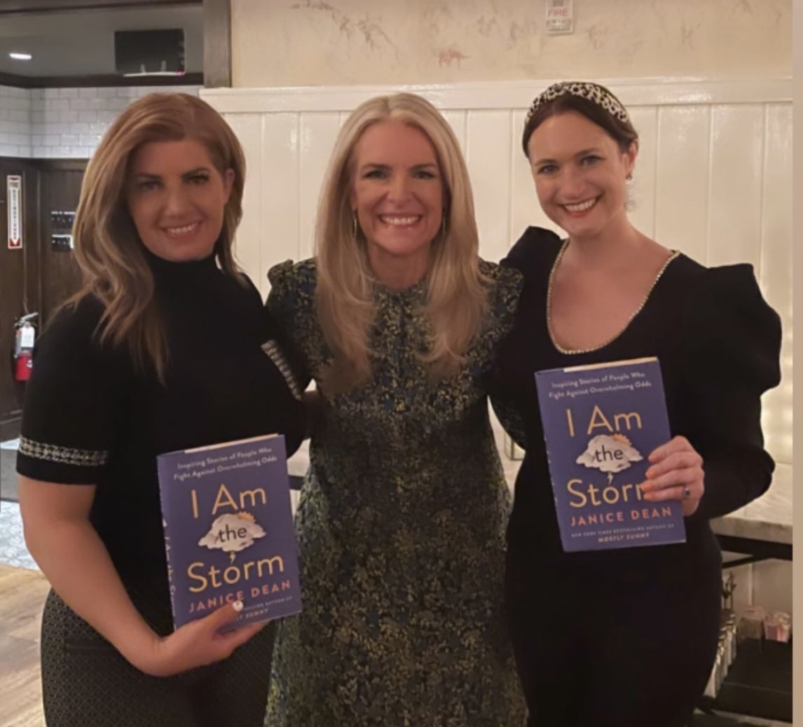 Meredith Garofalo On Twitter Lets Celebrate Womensday Women We