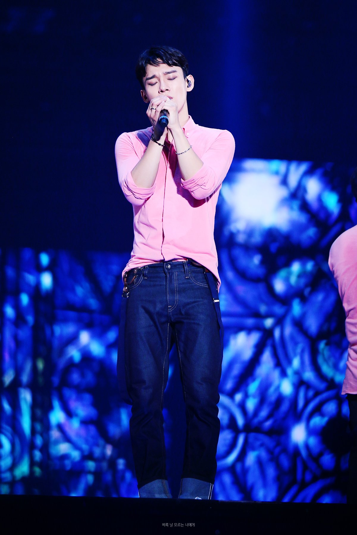 Rose Rivera on Twitter: "RT @cheneunim: I miss Jongdae. https://t.co/9glxRiOInA" / Twitter