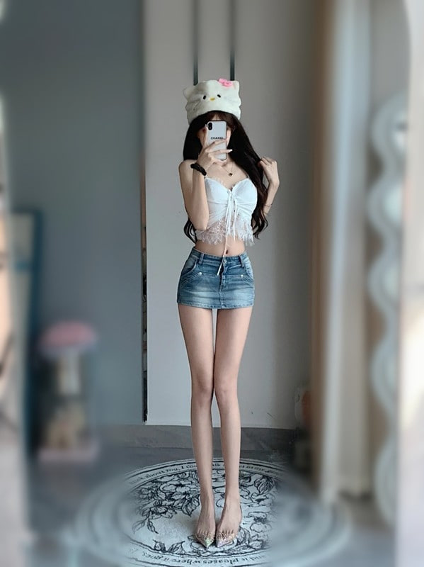 💛 #高雄推薦 🍑 艾黎165.C.24.46kg #腿控者可約她 甜美型 纖細勻稱的身材 粉色系小乳頭 俏皮可愛超健談 嫩女初體驗 床上服務態度佳 配合度高 給你足夠女友的fu 加節另有優惠 ...