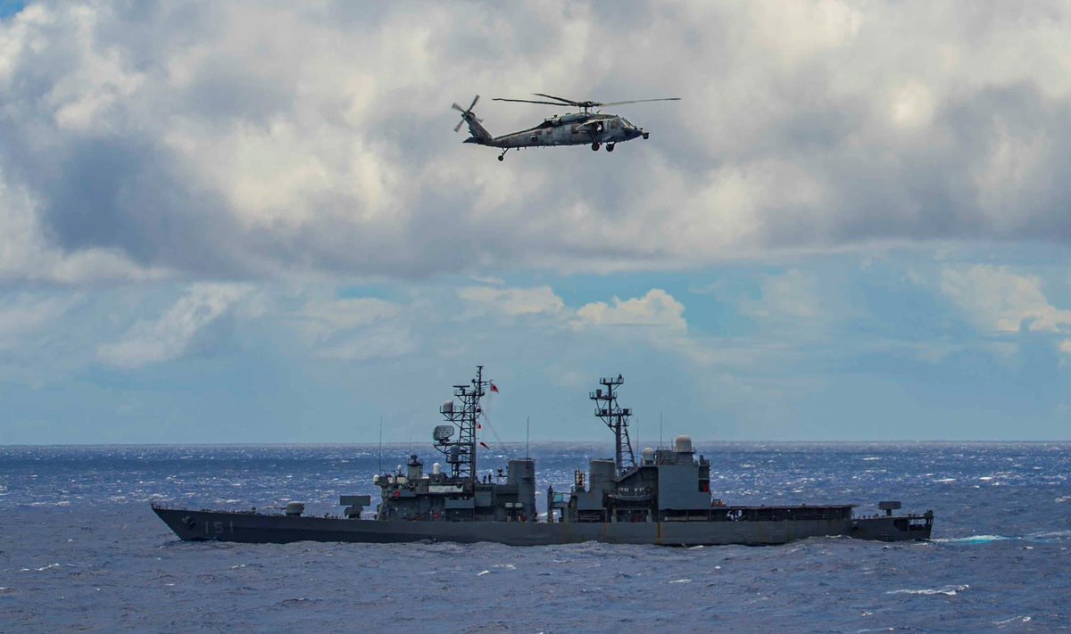 7th Fleet on Twitter: "Japan Maritime Self-Defense Force destroyers JS Asagiri (DD 151) and JS ...