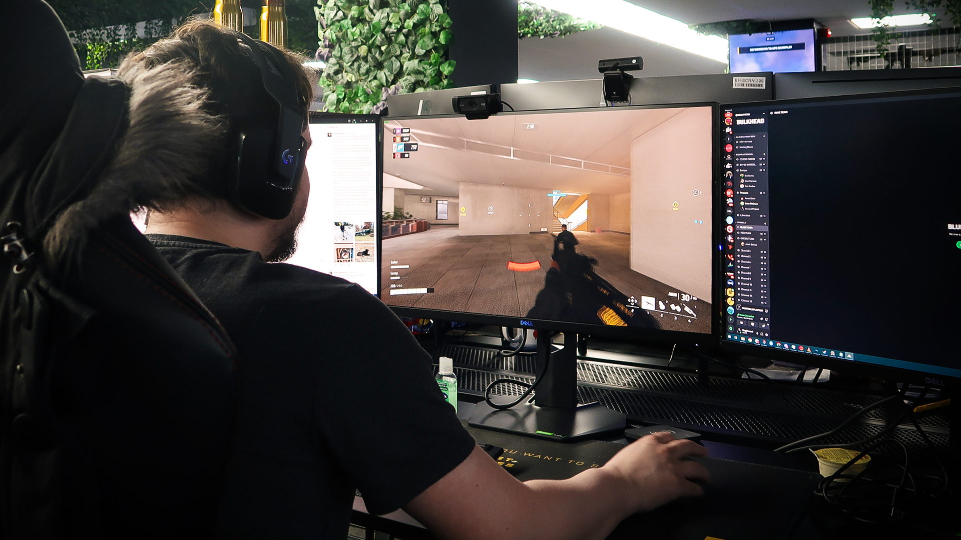 BULKHEAD on Twitter: "A lot of the team here at the studio spend lunch breaks playing games ...