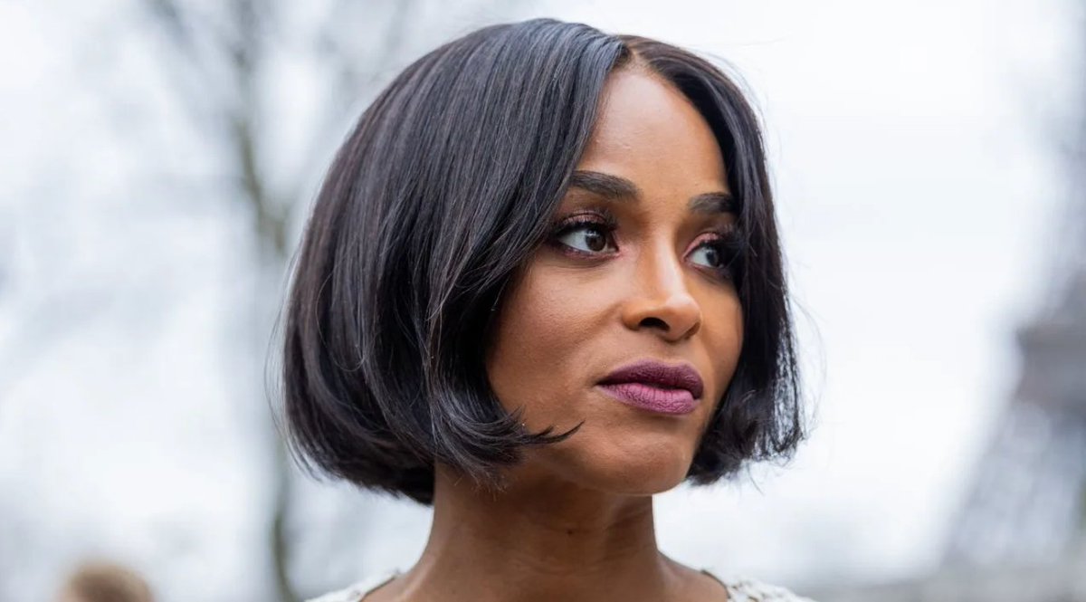 The “Better Thangs” singer displayed her immaculate sense of style ...